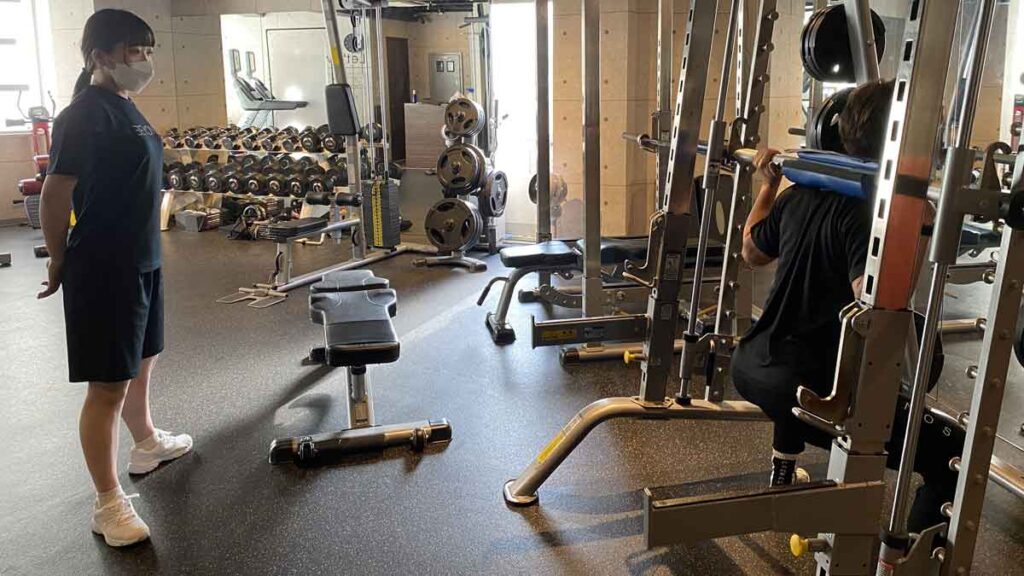 BEYOND（ビヨンド）の口コミ・評判｜10回から通える本格ジム | CRABEL